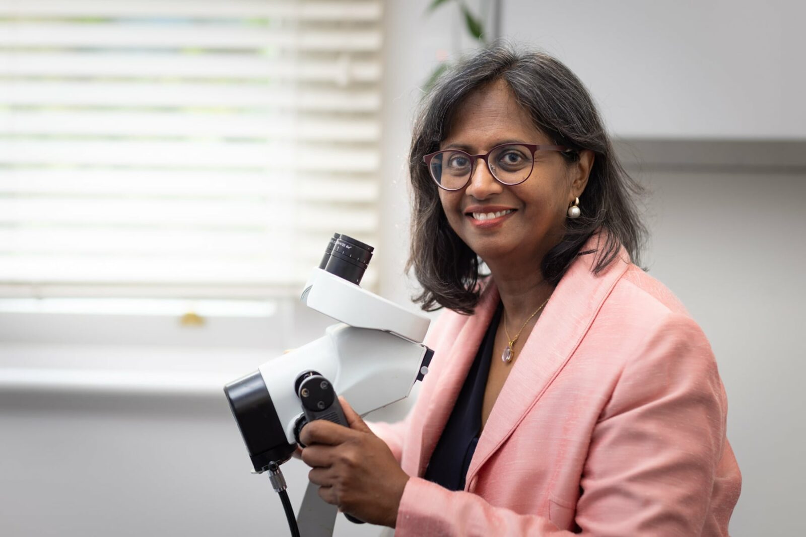 Dr Christine Thevathasan - MIGYNAE